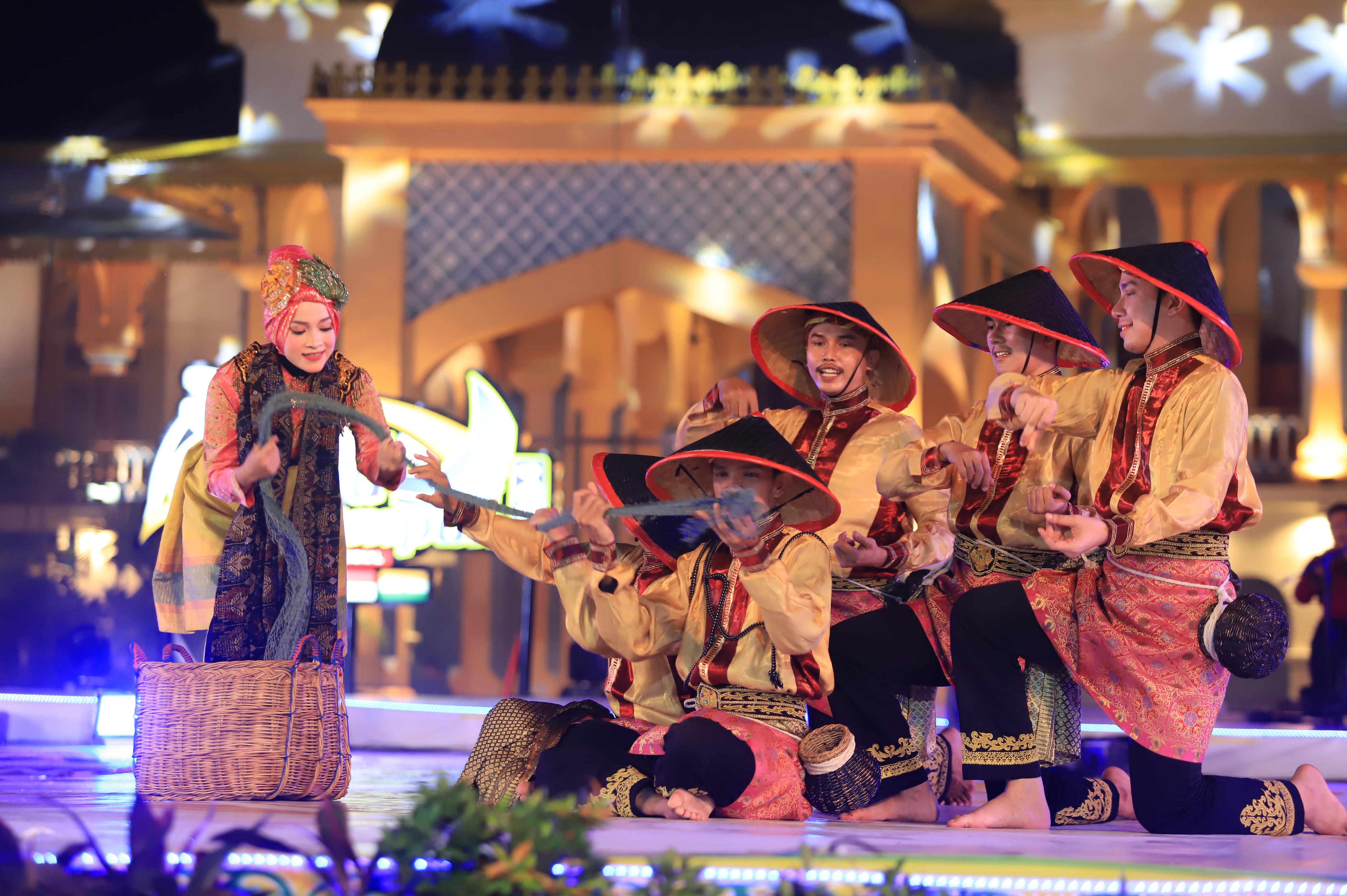 Pengunjung Gelar Melayu Serumpun Minati Wisata Aceh, Pulau Banyak ...