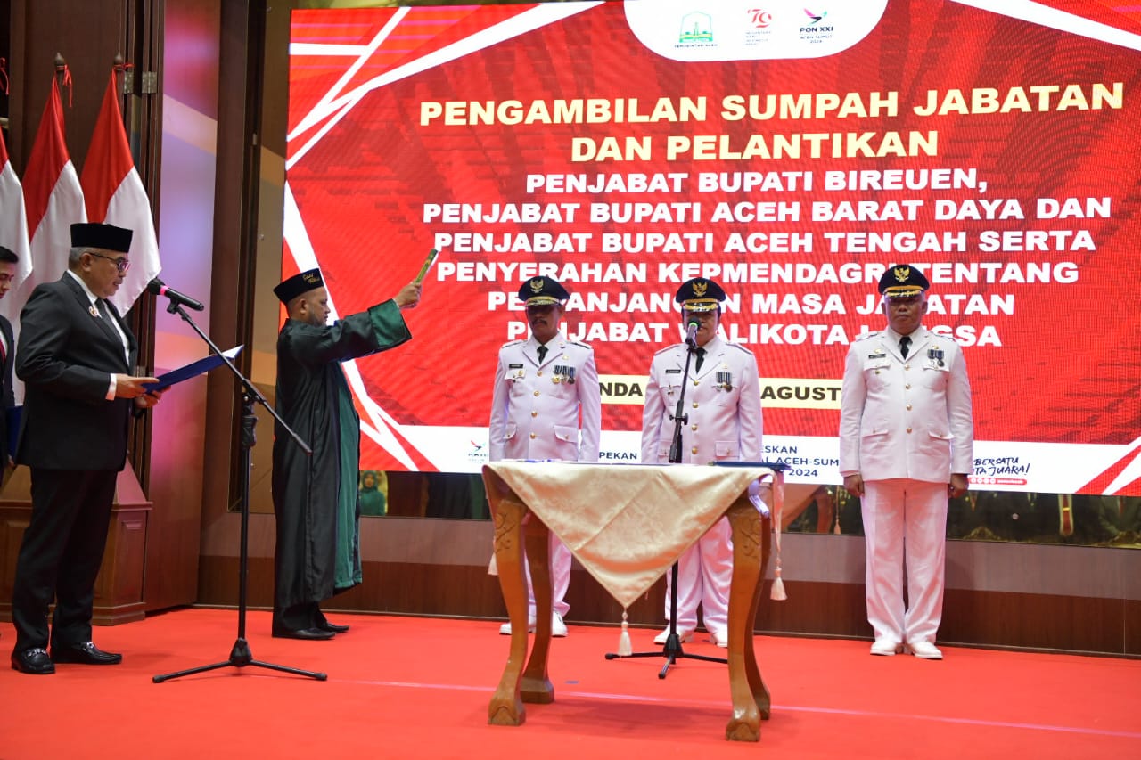 Lantik Tiga Pj Bupati, Gubernur Kembali Ingatkan Kesuksesan PON dan Pilkada