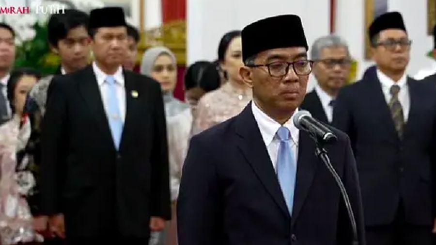 Prabowo Lantik Brian Yuliarto Jadi Mendiktisaintek